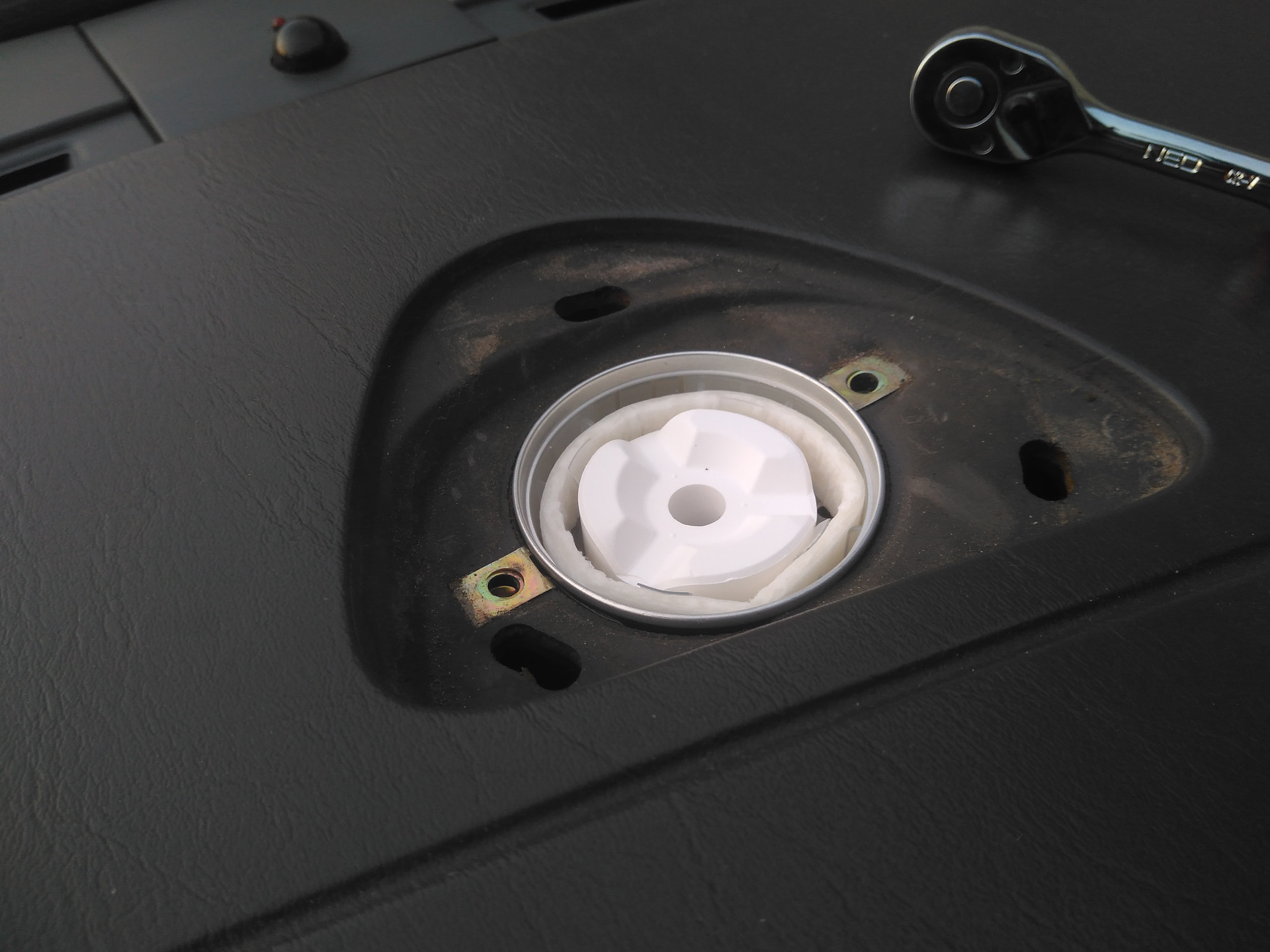 Не ровная работа двигателя + высокие обороты на холостом. — BMW 5 ...