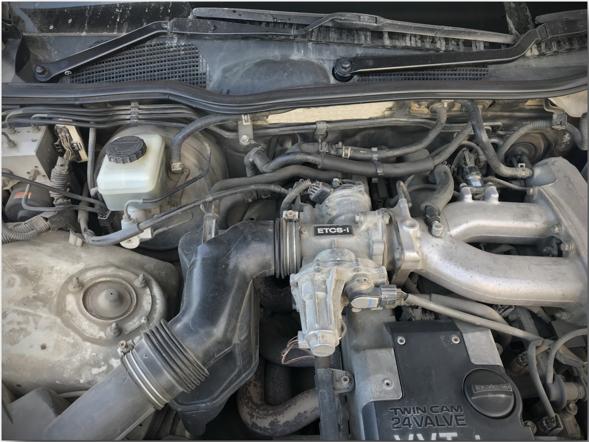 Штатный обогрев стекла антифризом — Toyota Crown (S170), 2,5 л, 2000 ...