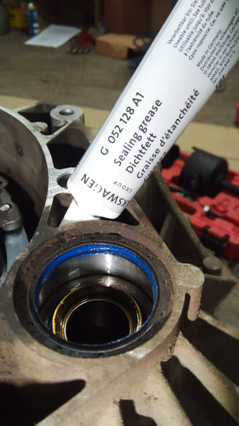 G052128A1 Смазка уплотнительная вала 50гр. VAG | Запчасти на DRIVE2