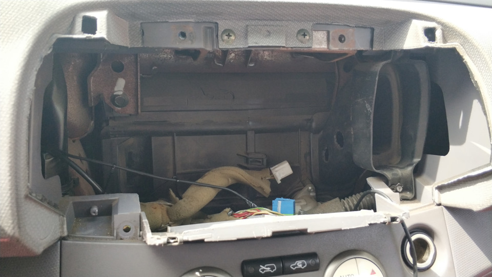 Нет в продаже? Не проблема, сделаем сами!) — Nissan Micra (K12), 1,2 л ...