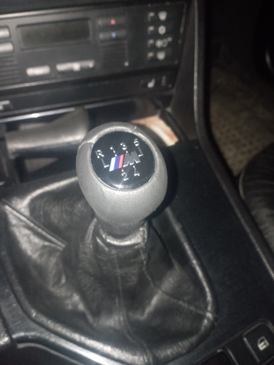 Ручка кпп — BMW 5 series (E39), 2,5 л, 1997 года | аксессуары | DRIVE2