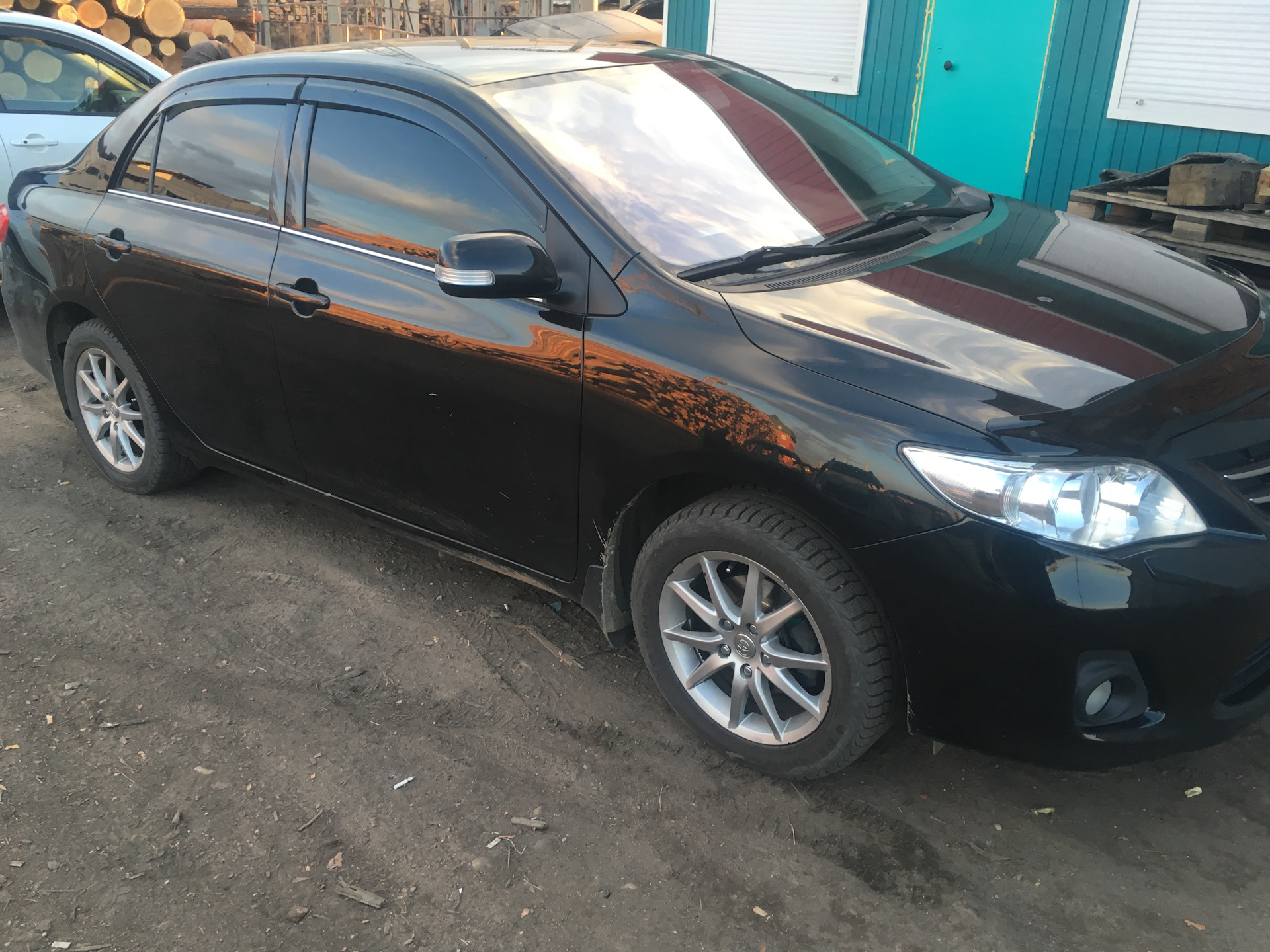 Замена лобового и тонировка😎 — Toyota Corolla (130), 1,6 л., 2011 года ...