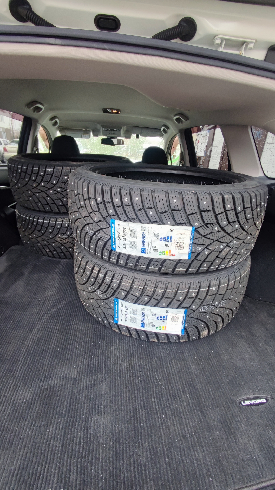 Зимние шины … — Subaru Levorg (VM), 1,6 л, 2016 года | шины | DRIVE2