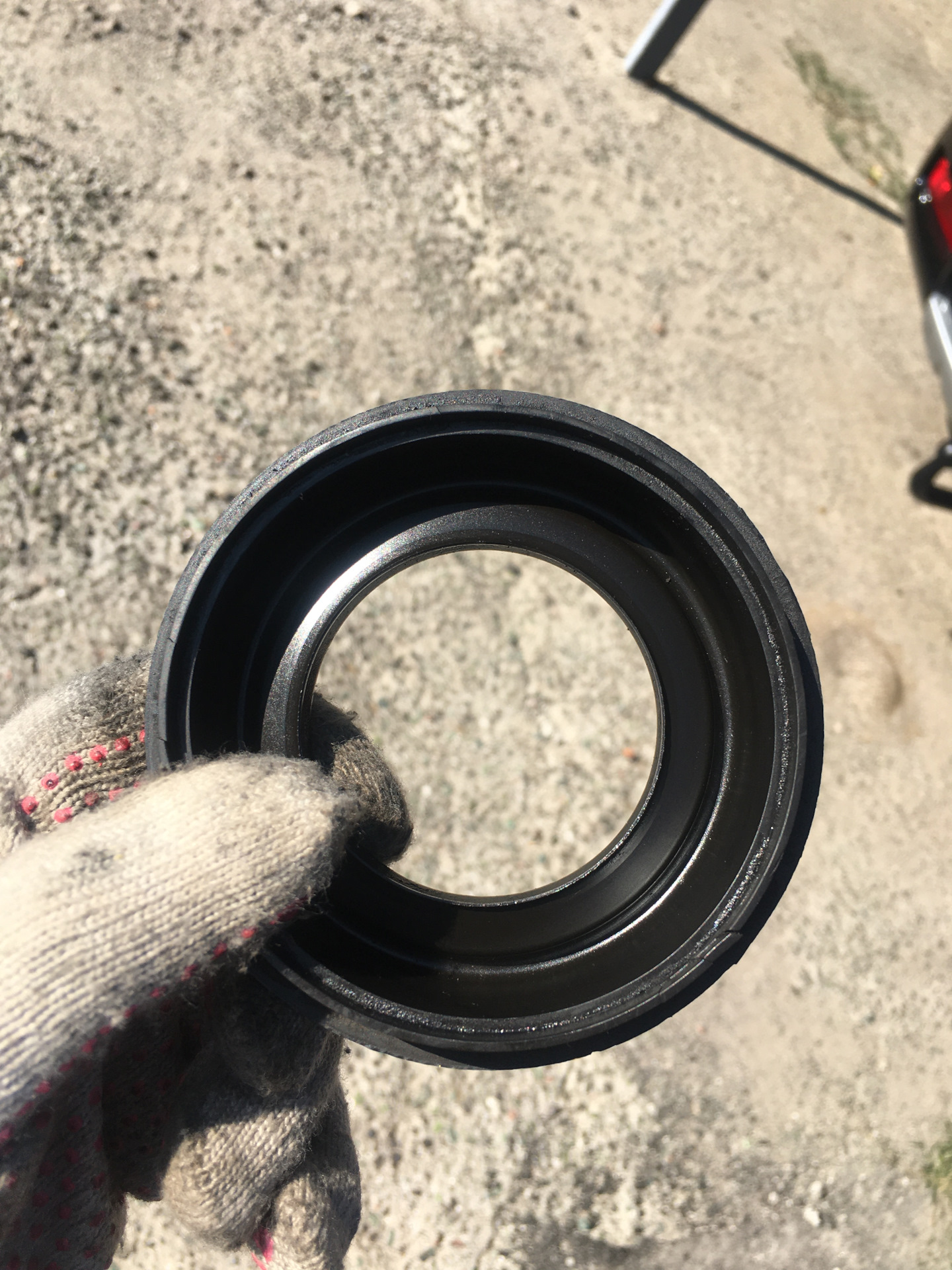 Замена прокладки крышки маслозаливной горловины, VAG 06A103483D — Skoda ...