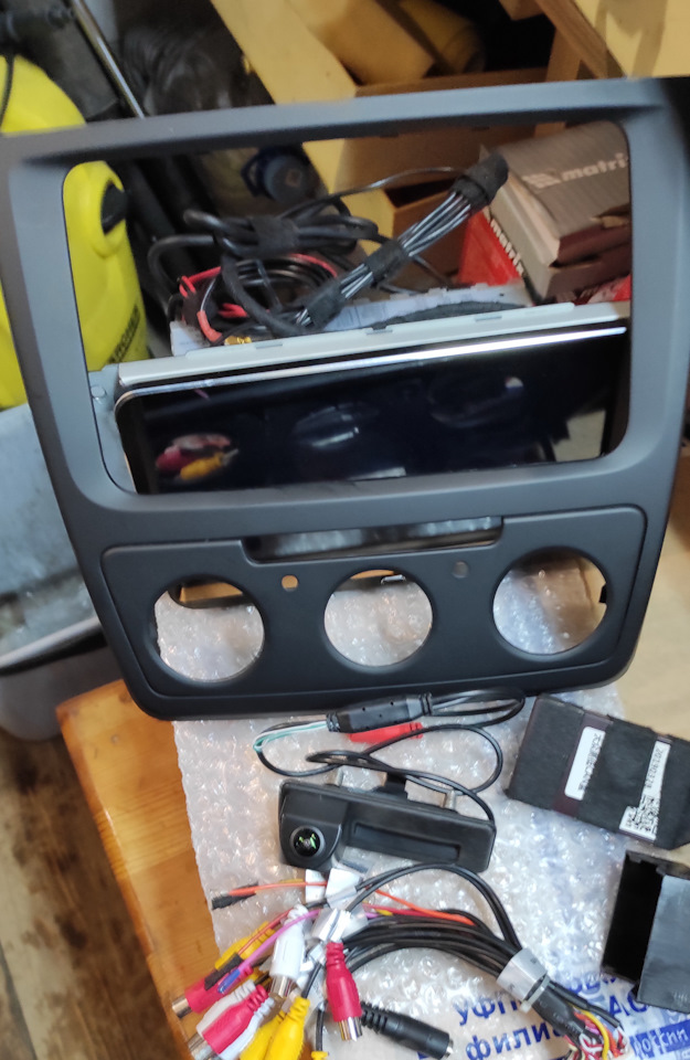 автомагнитола 9" на Skoda Yeti. Б/у | 6 000 ₽ в городе Санкт-Петербург ...