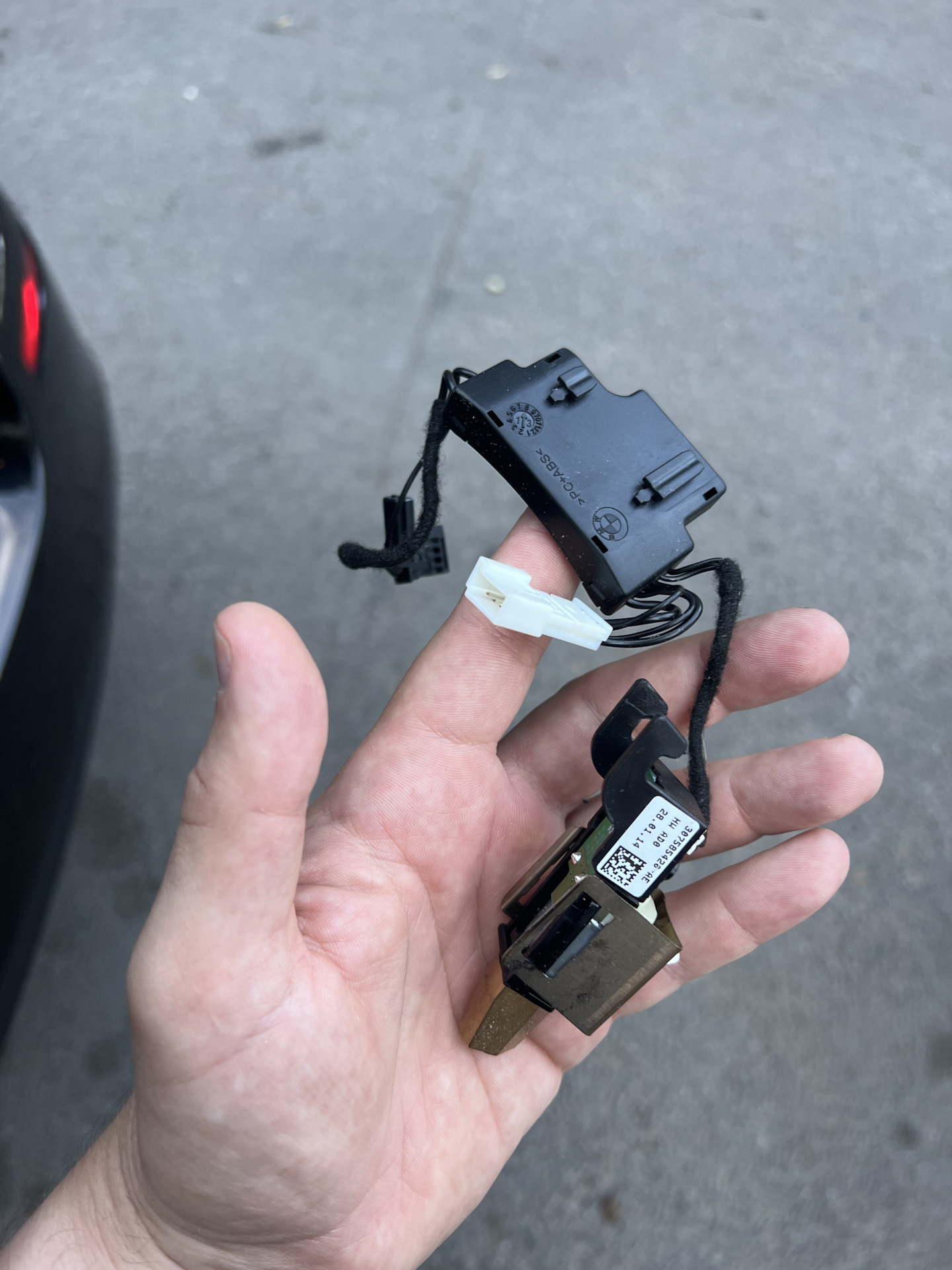 Вибро в руль и торпедо под проекцию — BMW 5 series (F10), 2 л, 2012 ...