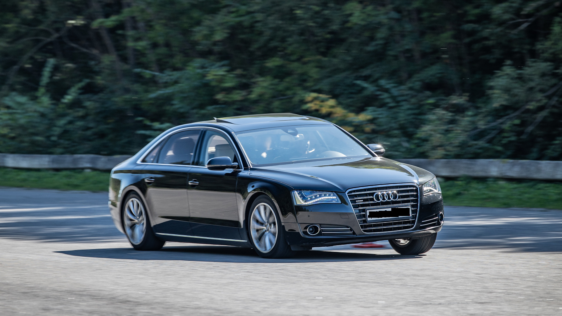 Audi A8 (D4) 4.2 бензиновый 2011 | V8 на DRIVE2