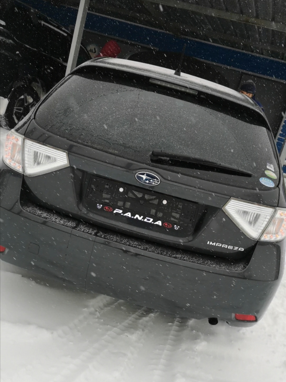 Небольшие изменения : номерная рамка с подсветкой — Subaru Impreza (GE ...