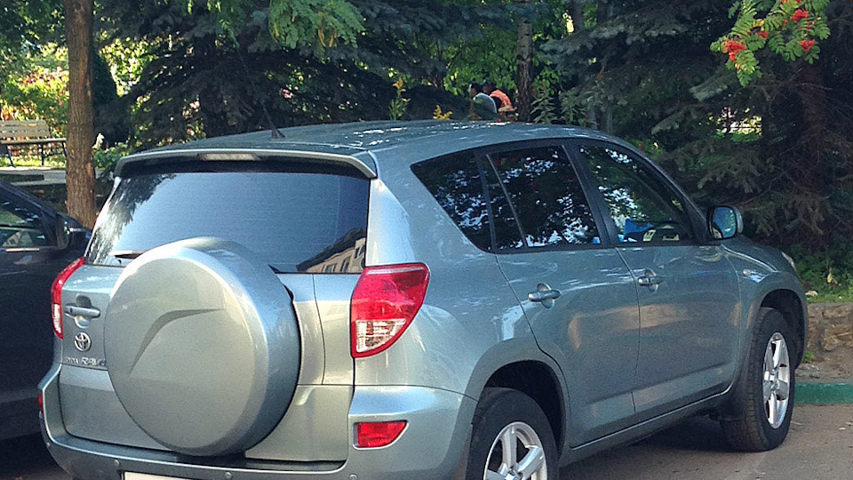 Toyota RAV4 (III) 2.0 бензиновый 2006 | на DRIVE2