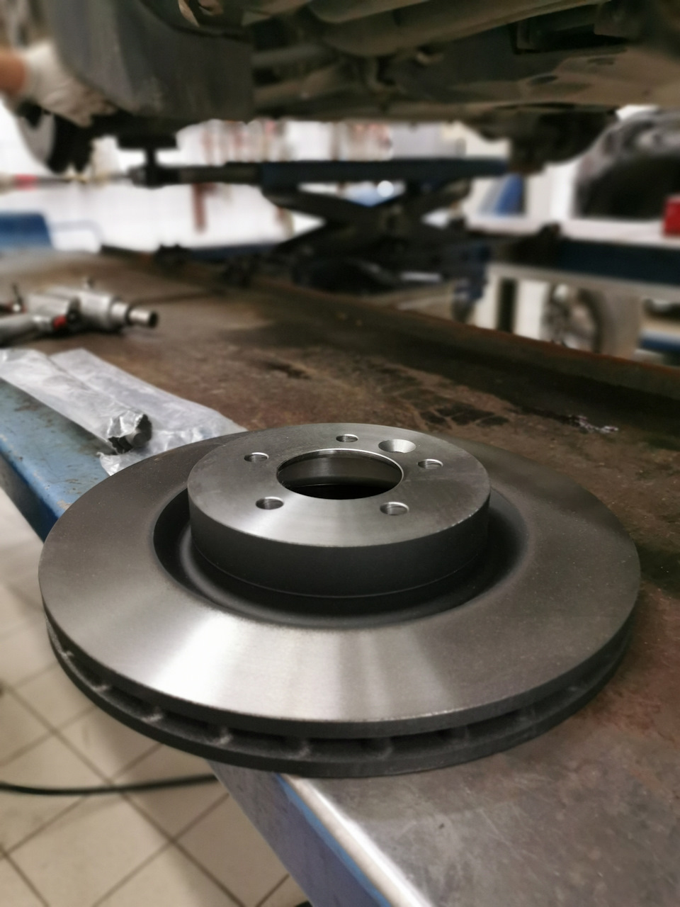 Обновление ходовой. Часть 1. Передняя подвеска. Замена передних пружин ...