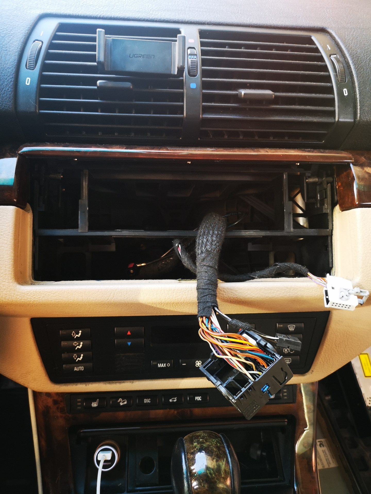 Установка aux bmw business cd — BMW X5 (E53), 3 л, 2003 года ...