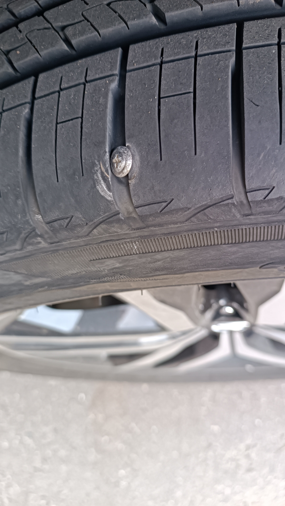 Первый саморезик — FAW Bestune T99, 2 л, 2021 года | шины | DRIVE2