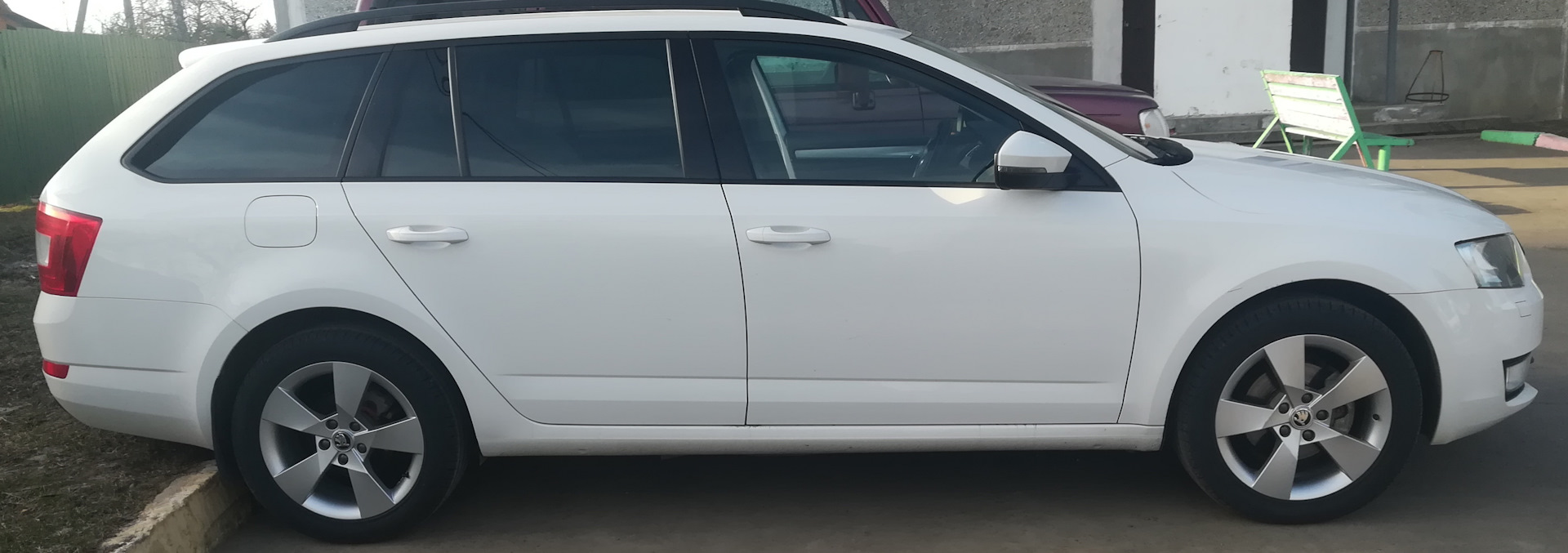 Подготовка к лету, летняя резина для Октавии — Skoda Octavia Combi A7 Mk3, 1,4 л, 2015 года ...