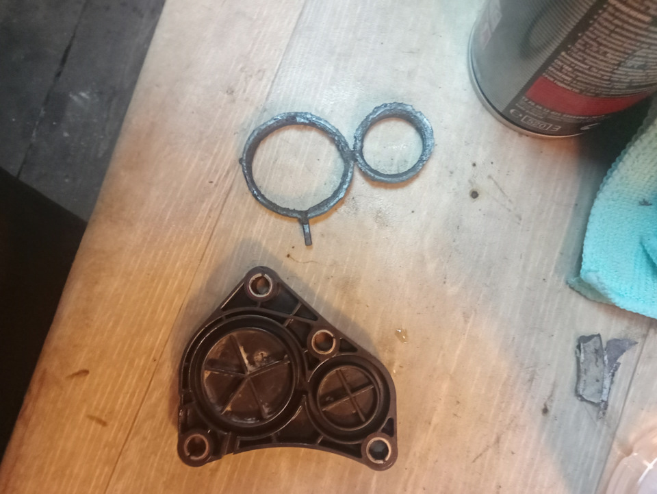 Течь антифриза, замена прокладки — BMW 3 series (E46), 2 л, 2002 года ...