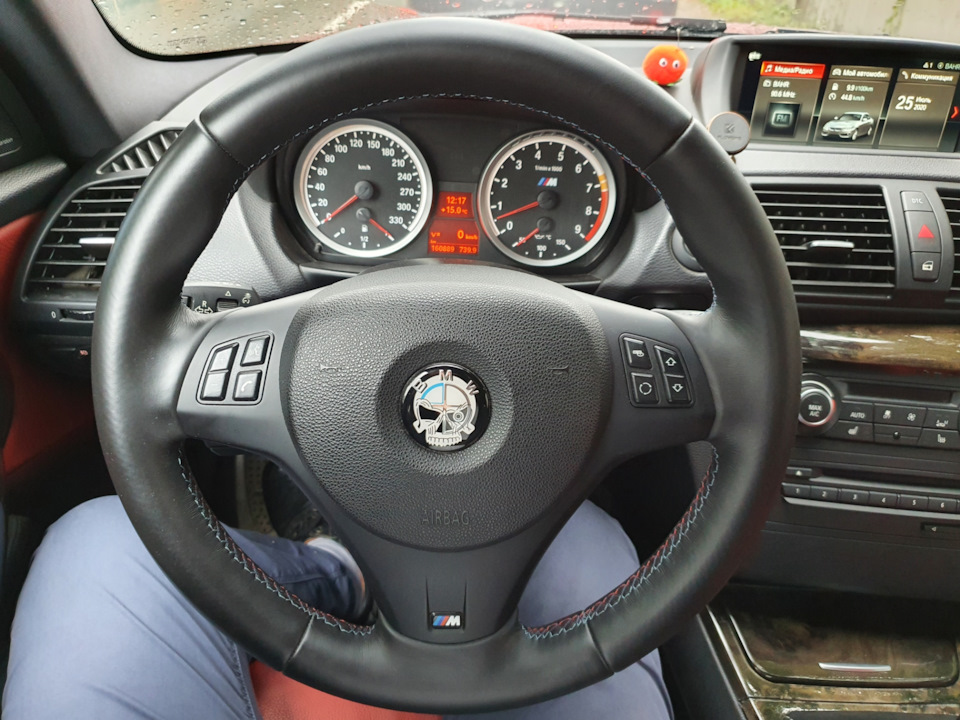 Чем почистить руль самому? — BMW 1 series Coupe (E82), 3 л, 2008 года ...