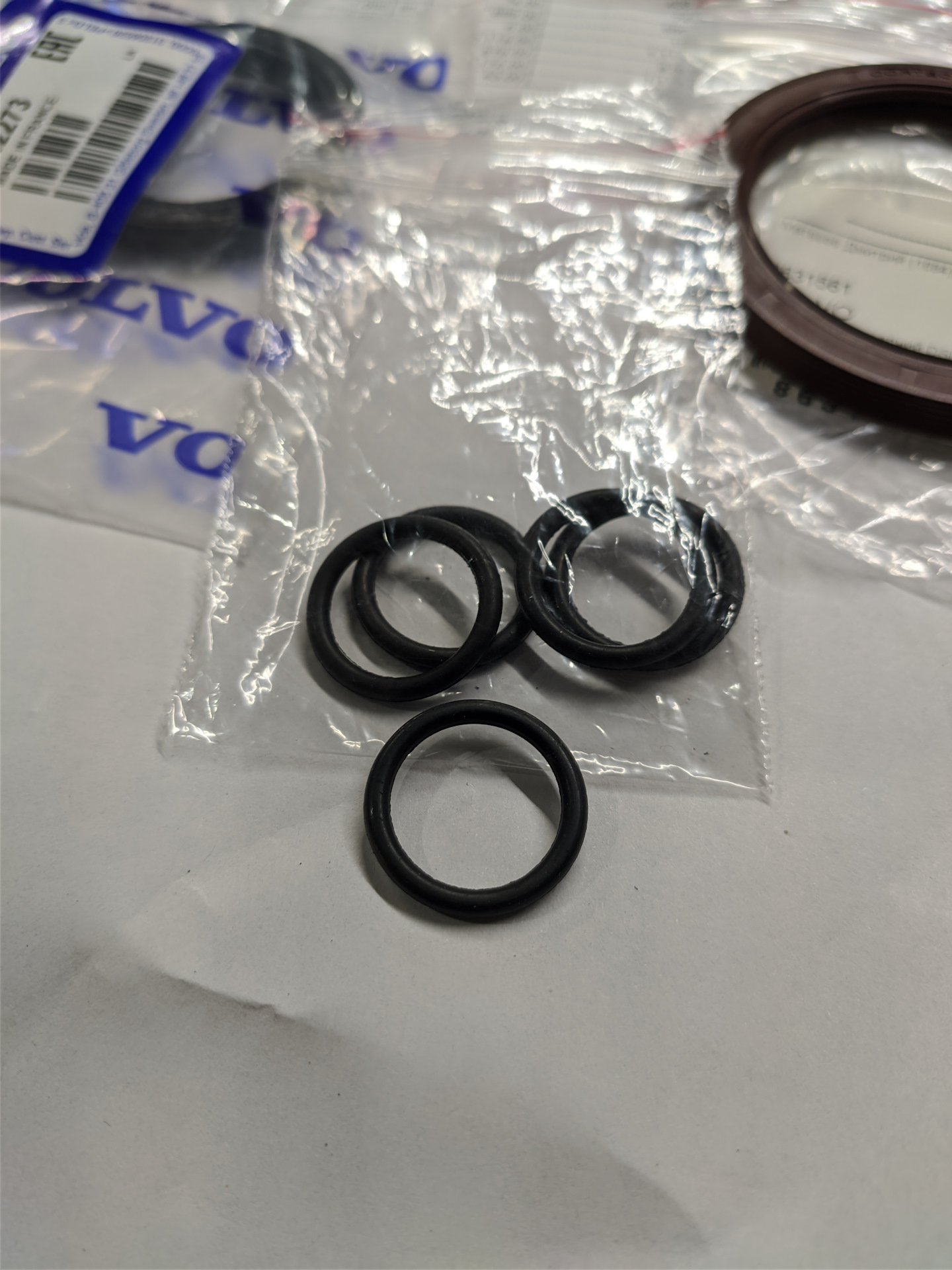 Гидрики, рокеры, сальники… — Volvo XC90 (1G), 2,4 л, 2008 года ...