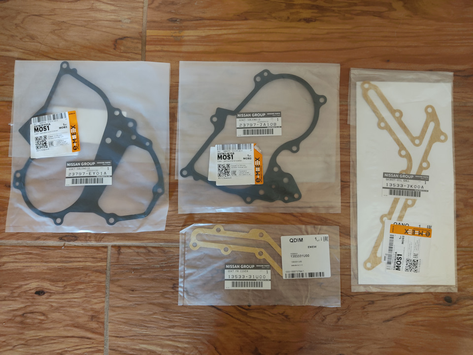 #17 Замена прокладок маслоканалов VQ25HR — Infiniti G25, 2,5 л, 2011 ...