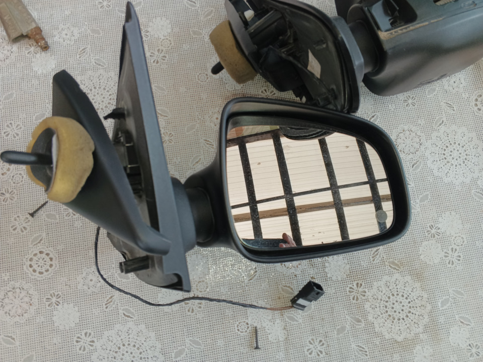 Зеркала заднего вида на Renault Logan (2G), Renault Sandero 2G, Renault ...