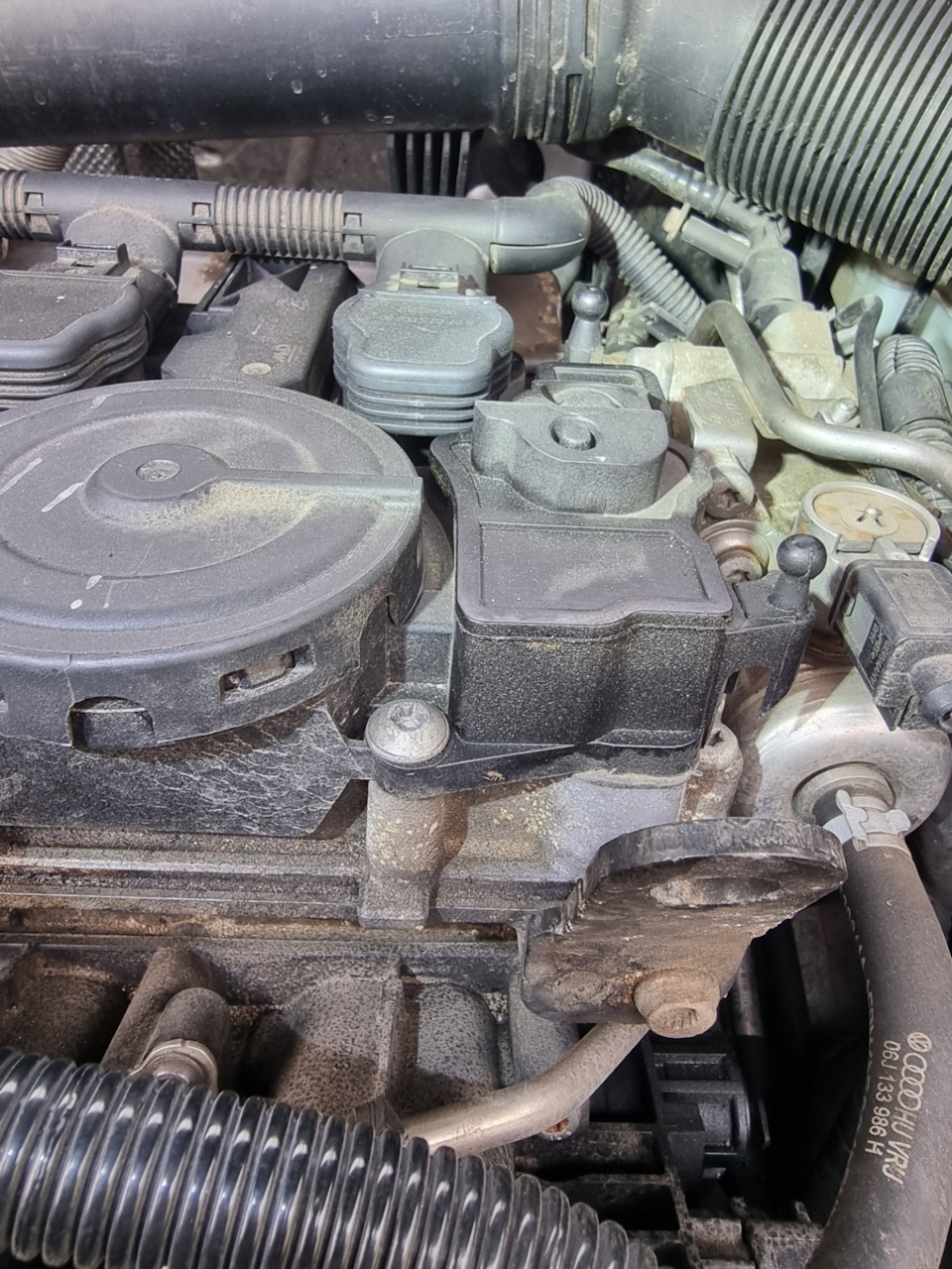 06J133986H Топливный шланг VAG | Запчасти на DRIVE2