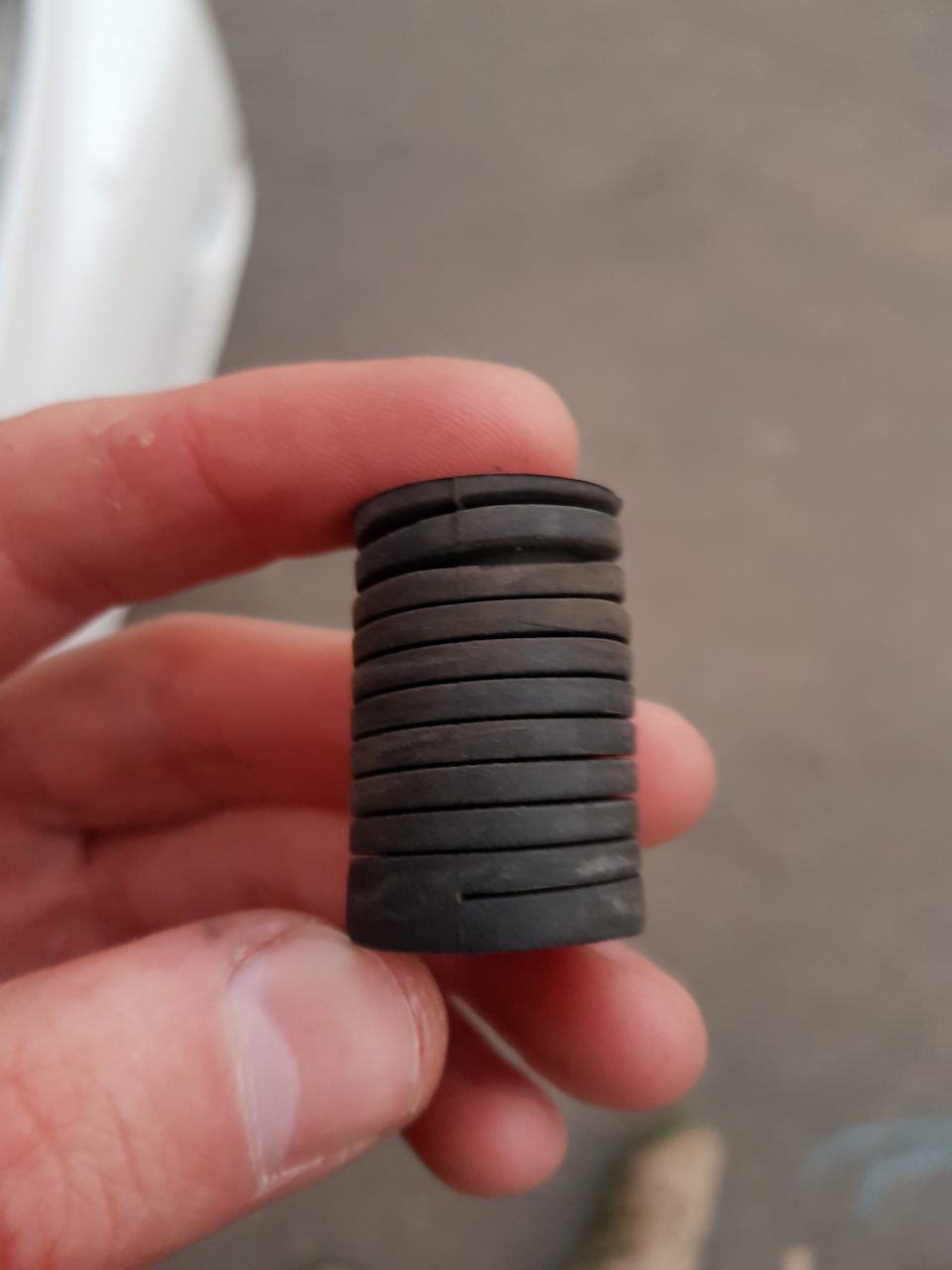 Буфер или отбойник капота. Есть аналог? — Lexus RX (3G), 3,5 л, 2010 ...