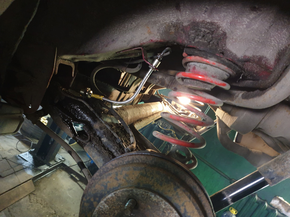 Замена передних тормозных дисков на перфорированые и т.д. — Toyota ...