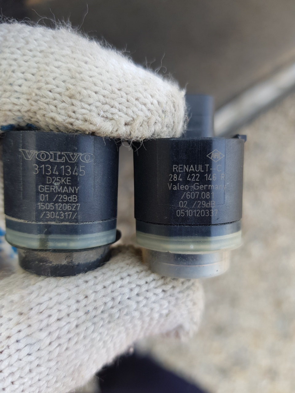 31341345 ДАТЧИК ПАРКОВКИ ПЕРЕДНИЙ C30, S60 (11-…), S80 (07-…), V40 (13 ...