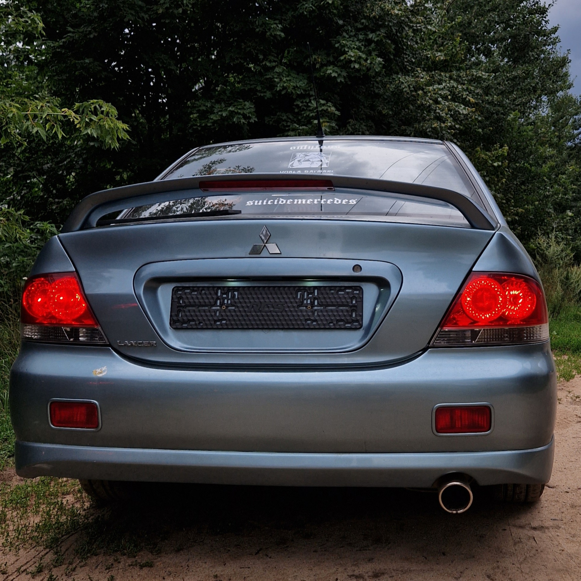 Магнитные рамки госномеров — Mitsubishi Lancer Ix 1 6 л 2005 года
