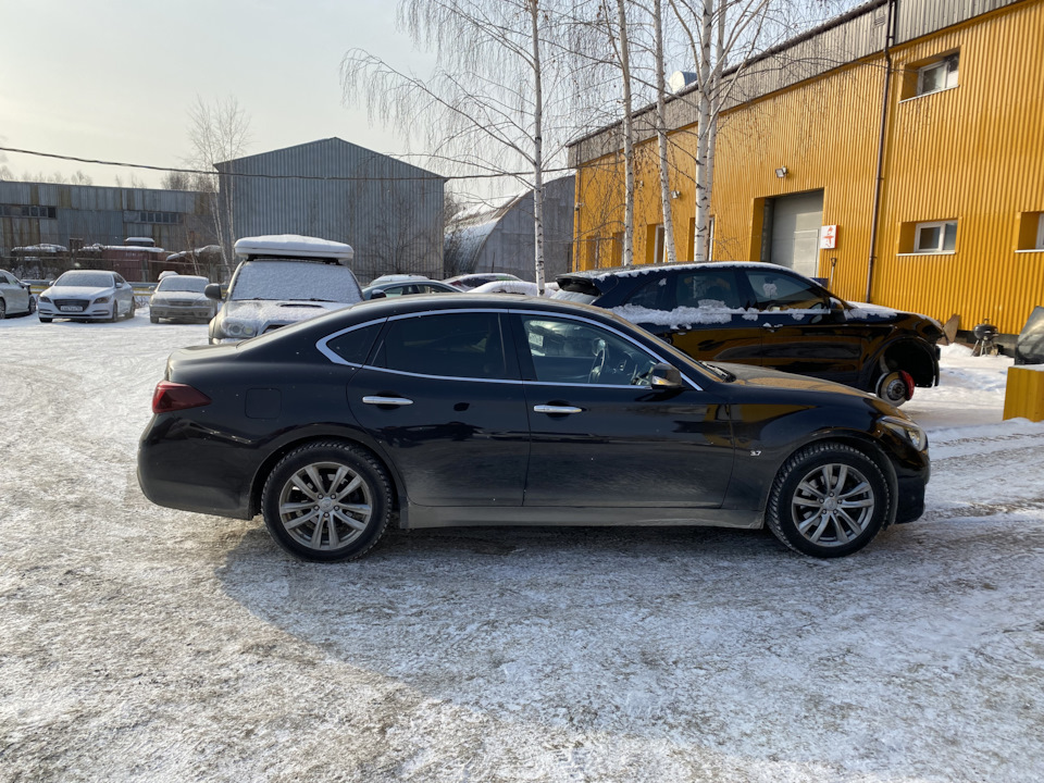 9. Продам 18 диски + резина зима шипы — Infiniti Q70, 3,7 л, 2015 года | колёсные диски | DRIVE2