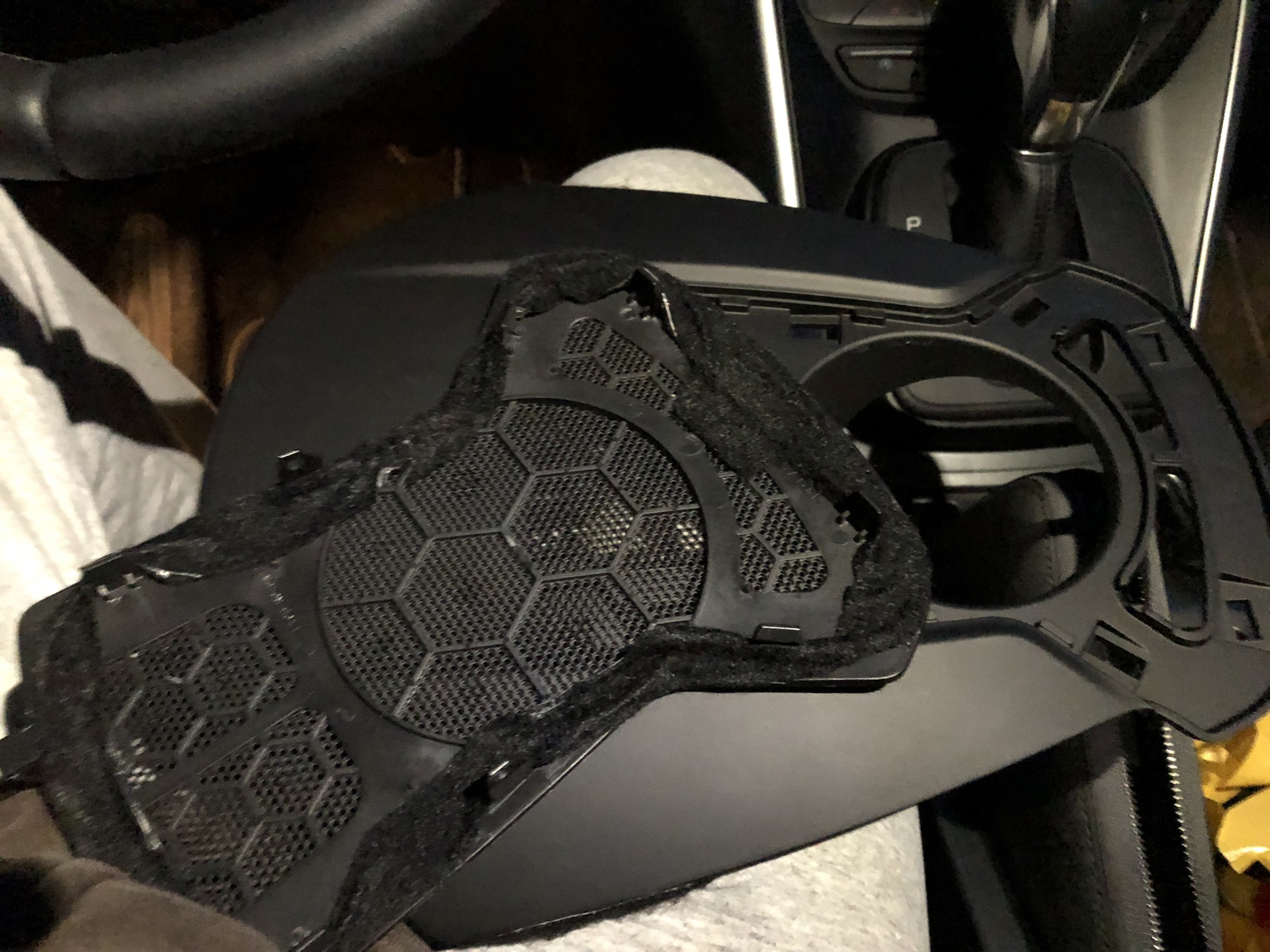 Замена свечей и амортизаторов крышки багажника — Skoda Octavia A5 Mk2 ...