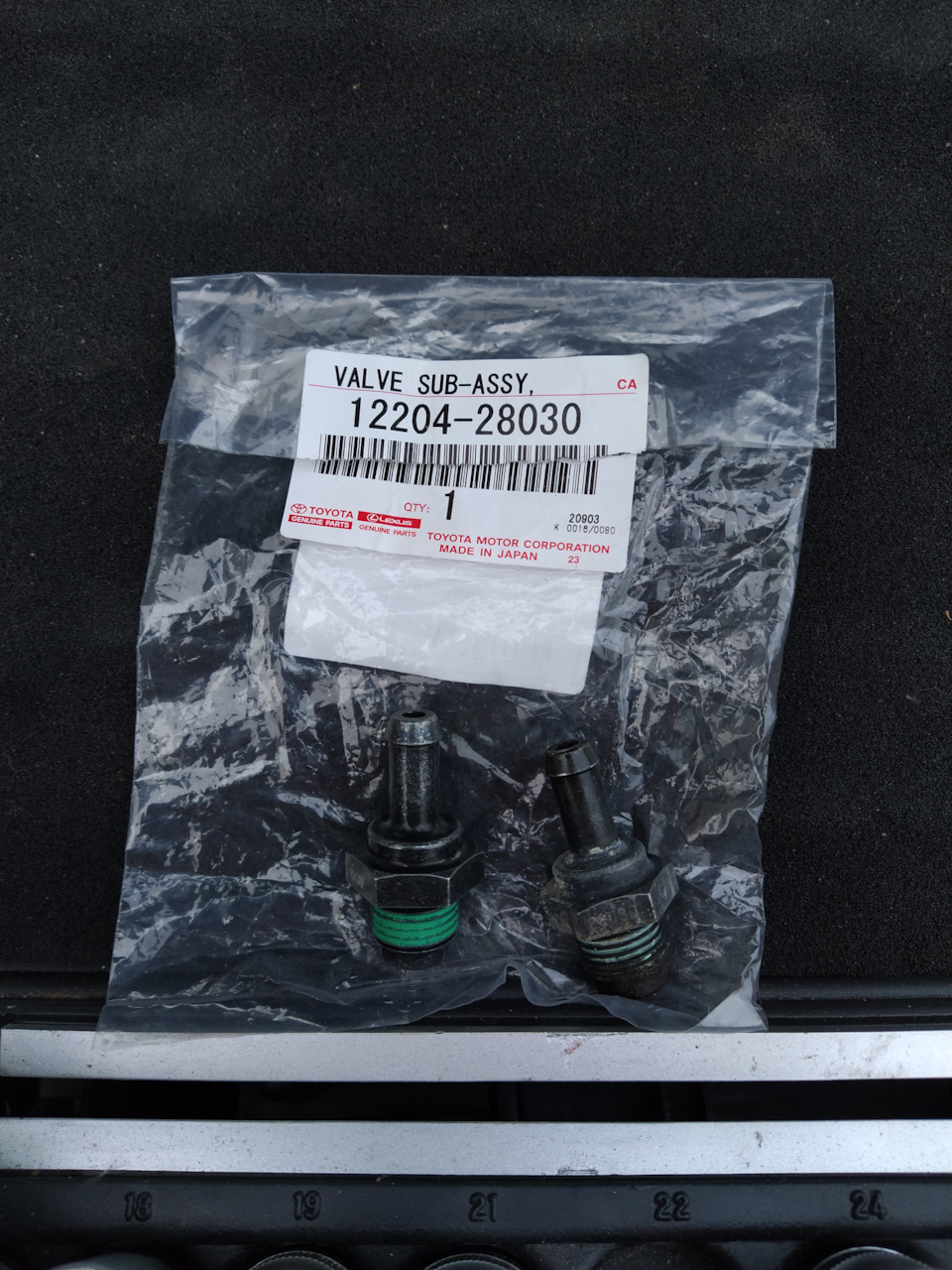 1220428030 Клапан вентиляции картерных газов TOYOTA TOYOTA LEXUS ...