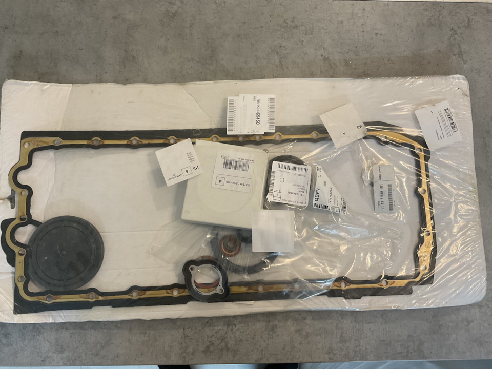 Комплект уплотнений двигателя N52B30 — BMW 1 series Coupe (E82), 3 л ...