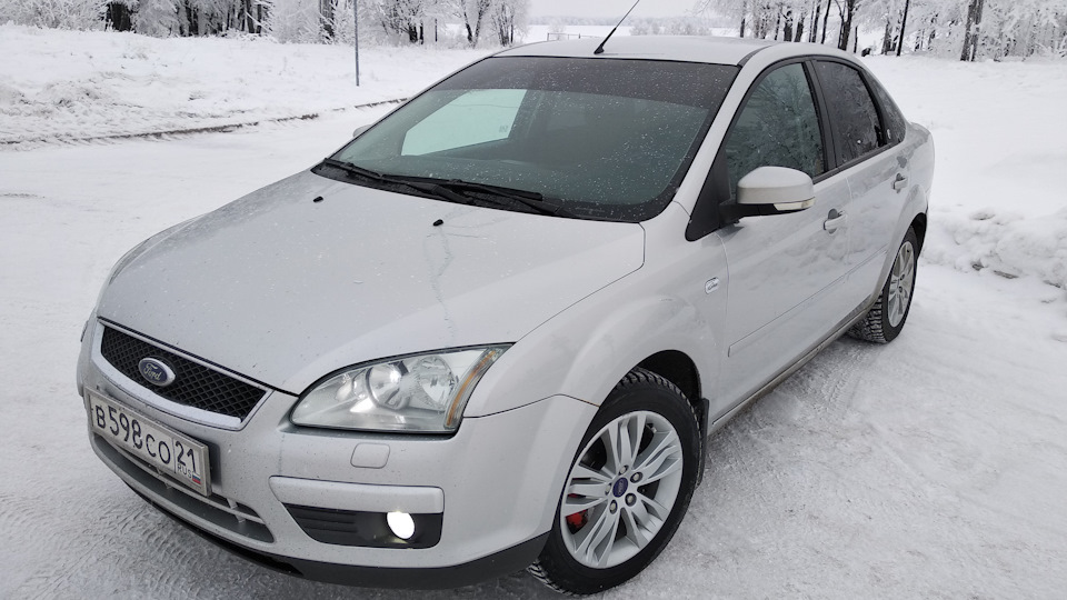 То 271000 + замена лобового + запчасти — Ford Focus II Sedan, 1,6 л ...