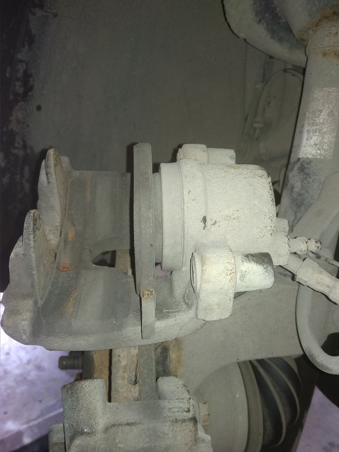 Передние тормозные колодки Hagen — Ford C-Max I, 2 л., 2006 года ...
