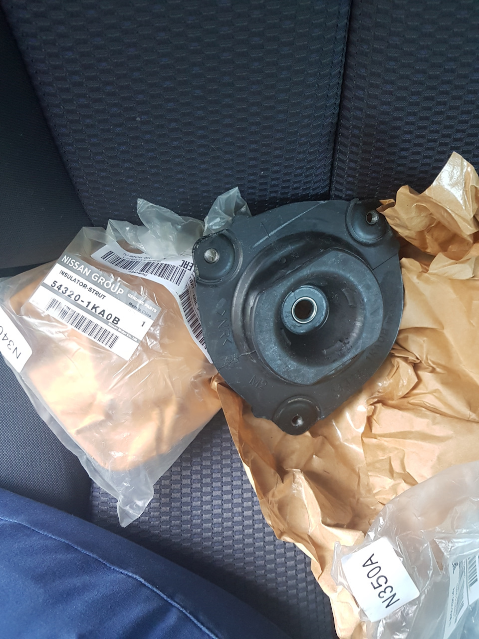 543201KA0B Опора переднего амортизатора правая NISSAN INFINITI ...