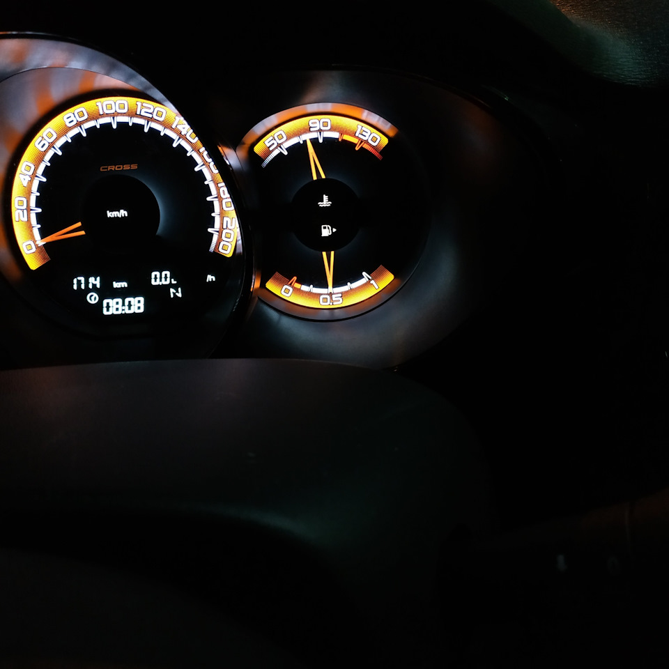 Реальная температура охлаждающей жидкости — Lada Vesta SW Cross (1G), 1 ...