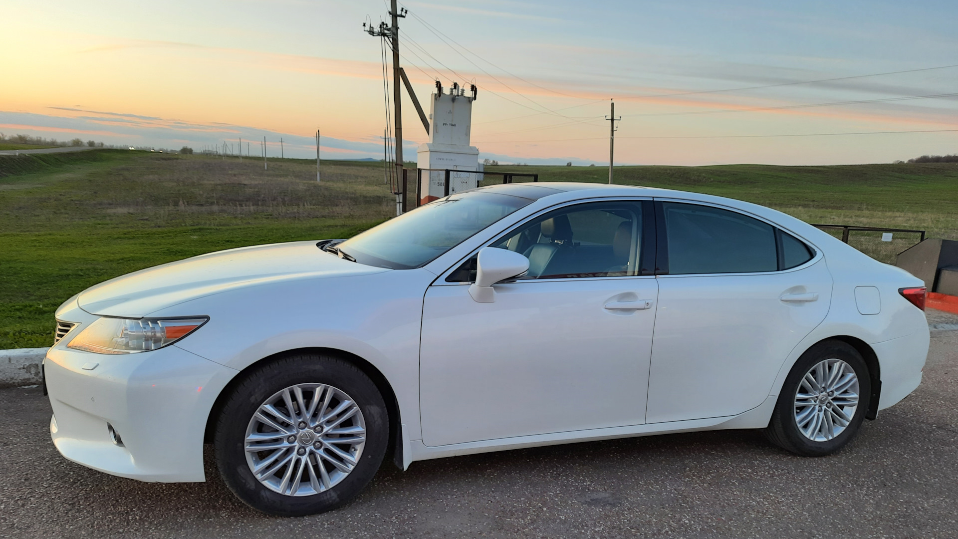 Lexus ES (XV60) 2.5 бензиновый 2014 | 侍は狂人です на DRIVE2