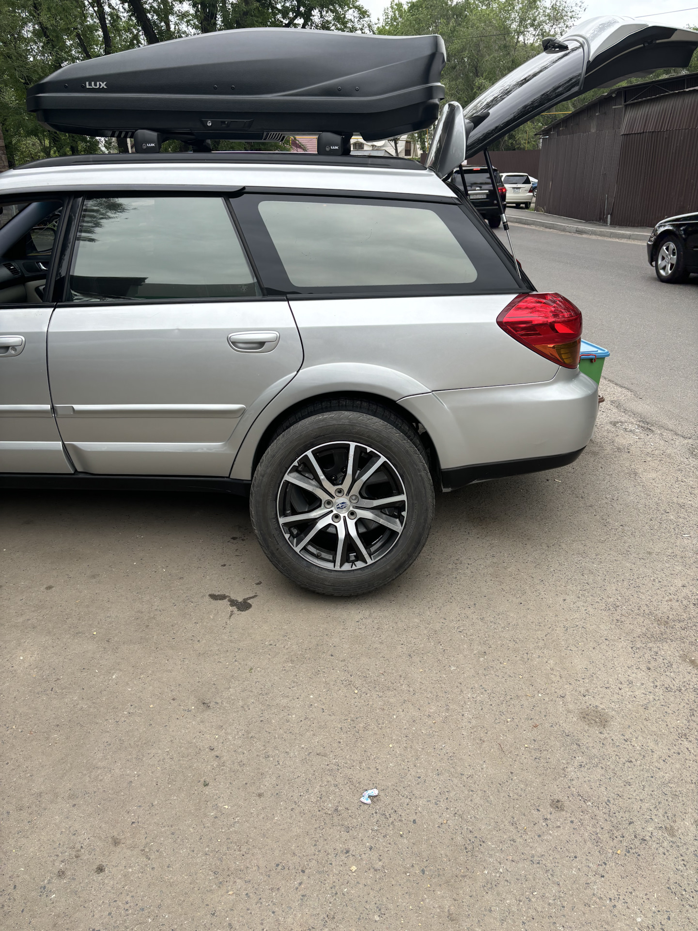 Мелочи — Subaru Outback (BP), 3 л, 2005 года | запчасти | DRIVE2