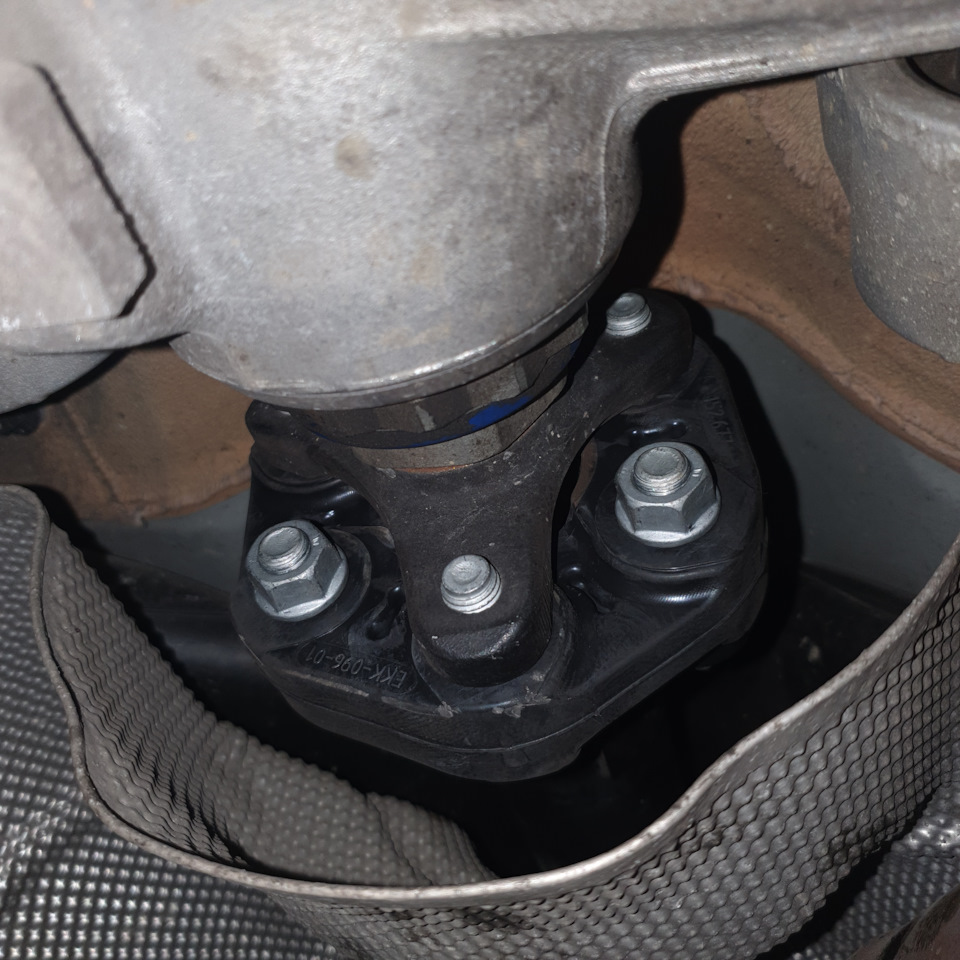 Крупное Т/О. Замена муфты, замена масло в акпп, чистка впусктного и тд ...