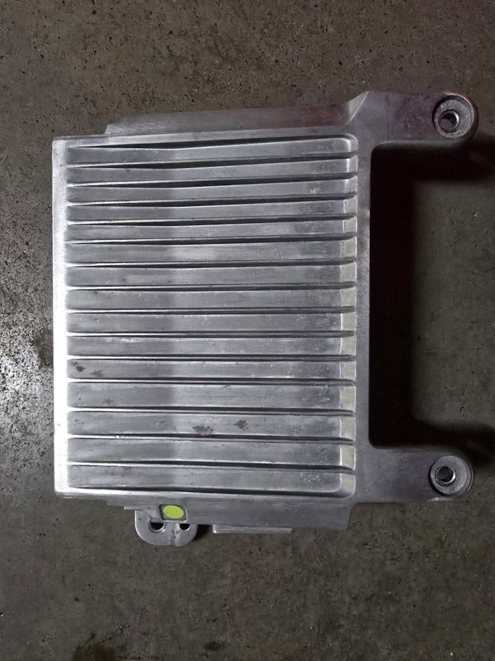 Усилитель (AUD) Premium sound Volvo P3 на Volvo S60 (2G), Volvo V40 (2G ...