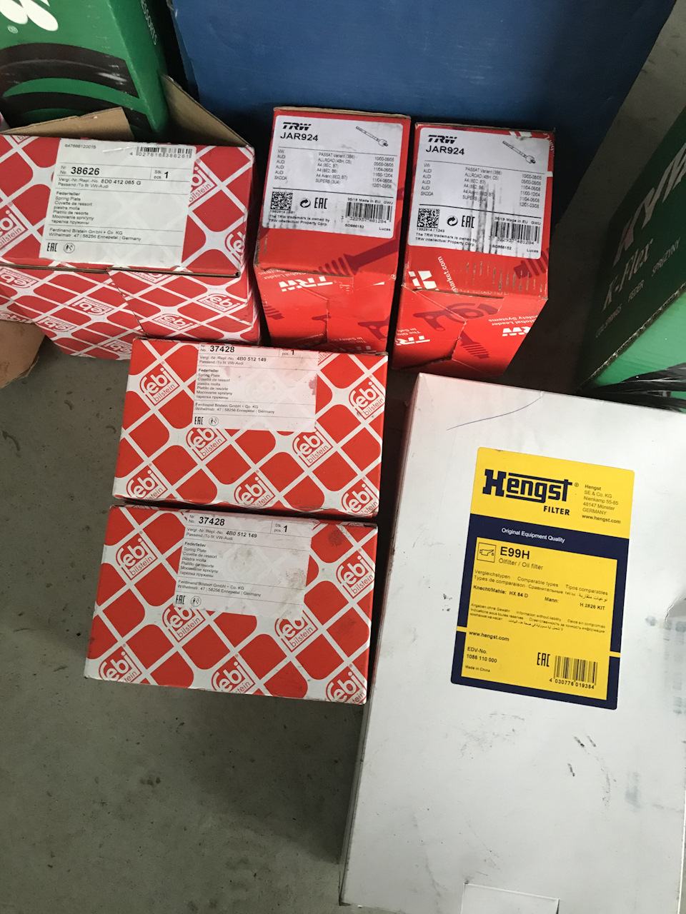 4B0512149 Опора пружины VAG | Запчасти на DRIVE2