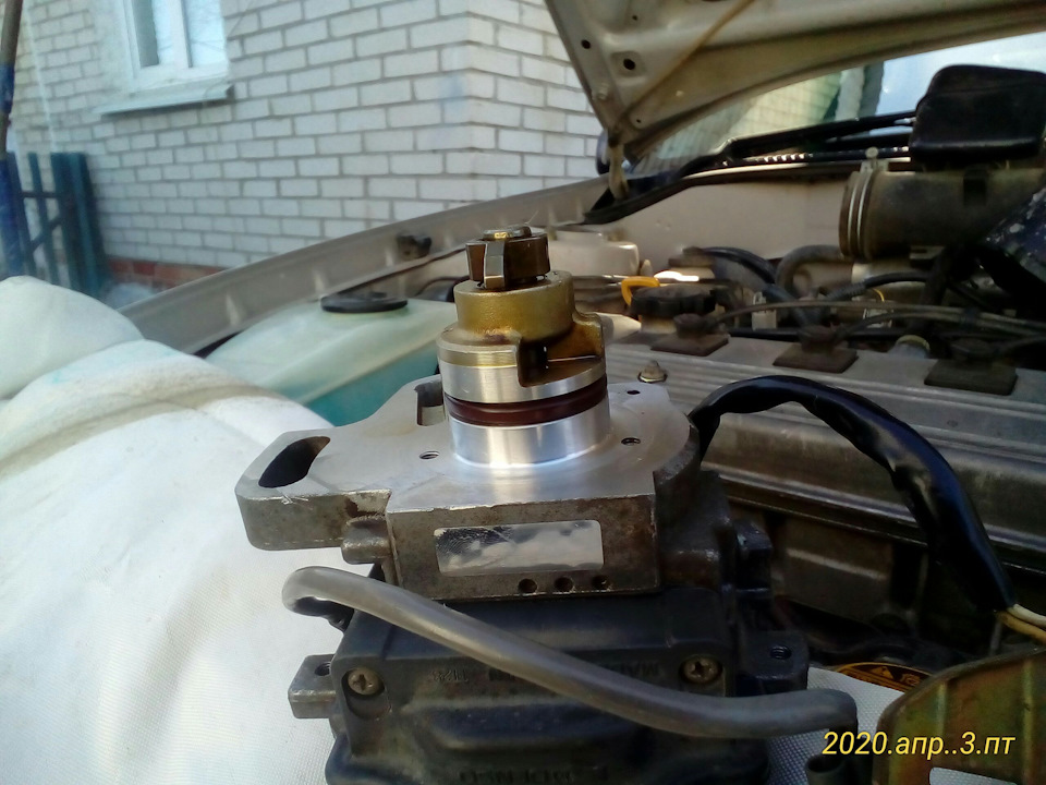 замена КОЛЬЦО ПОД ТРАМБЛЁР 4-5AFE — Toyota Corolla (110), 1,5 л, 1998 ...