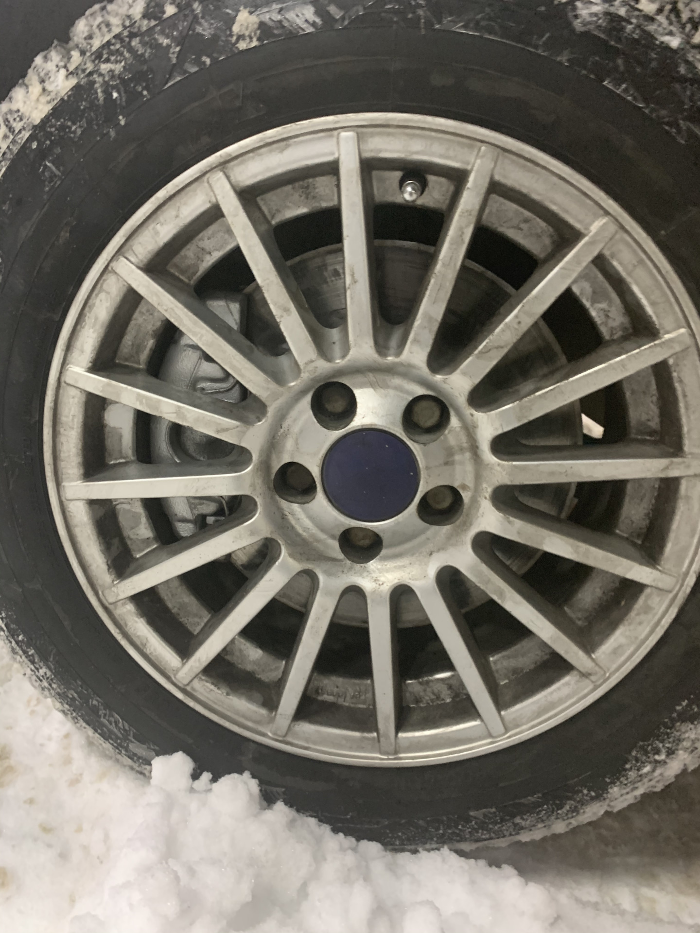 Замена тормозов — Volkswagen Golf Mk4, 1,6 л, 1999 года | тюнинг | DRIVE2