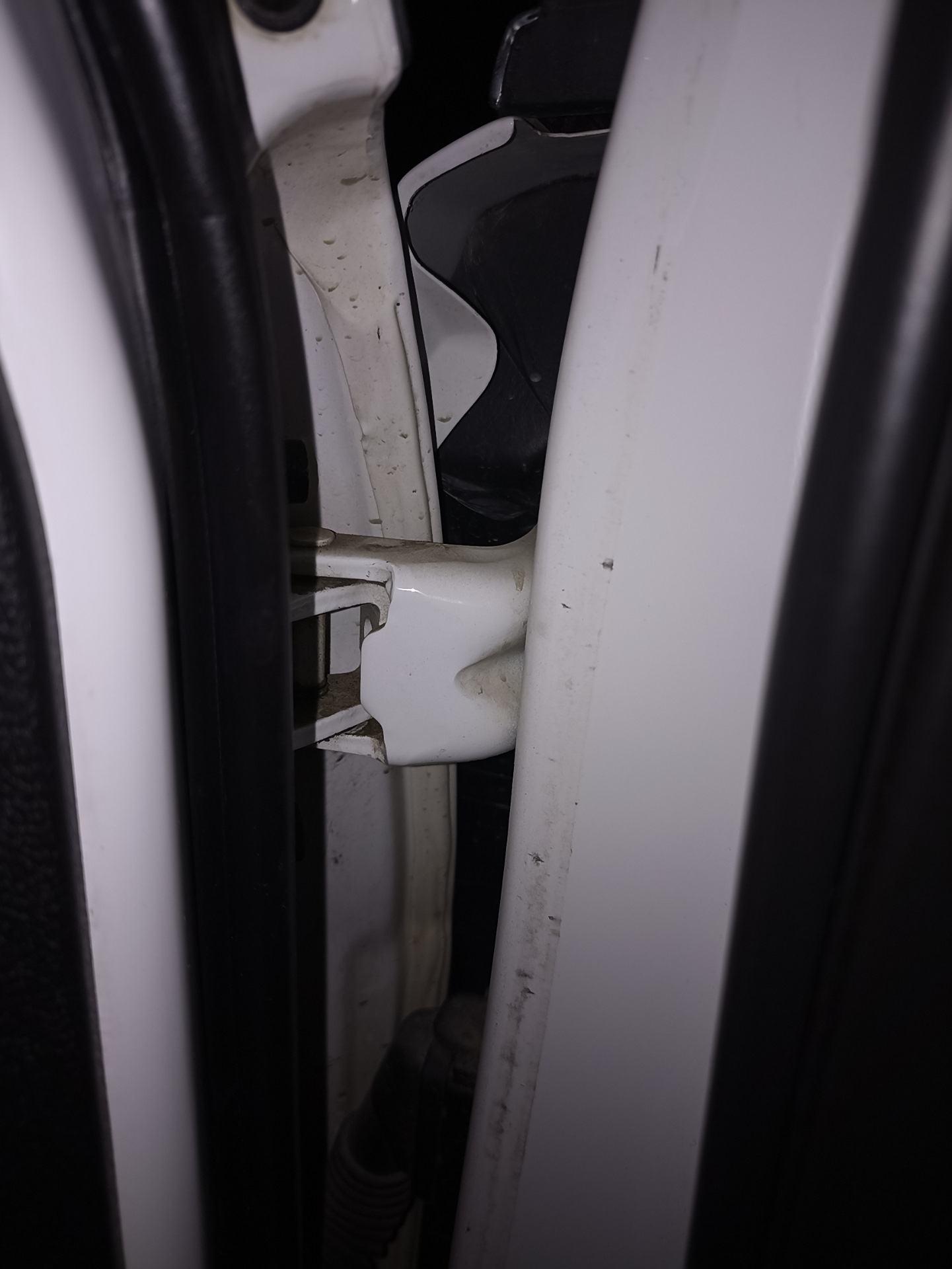 Провисание дверей — Hyundai Sonata VI (YF), 2 л, 2011 года | запчасти ...