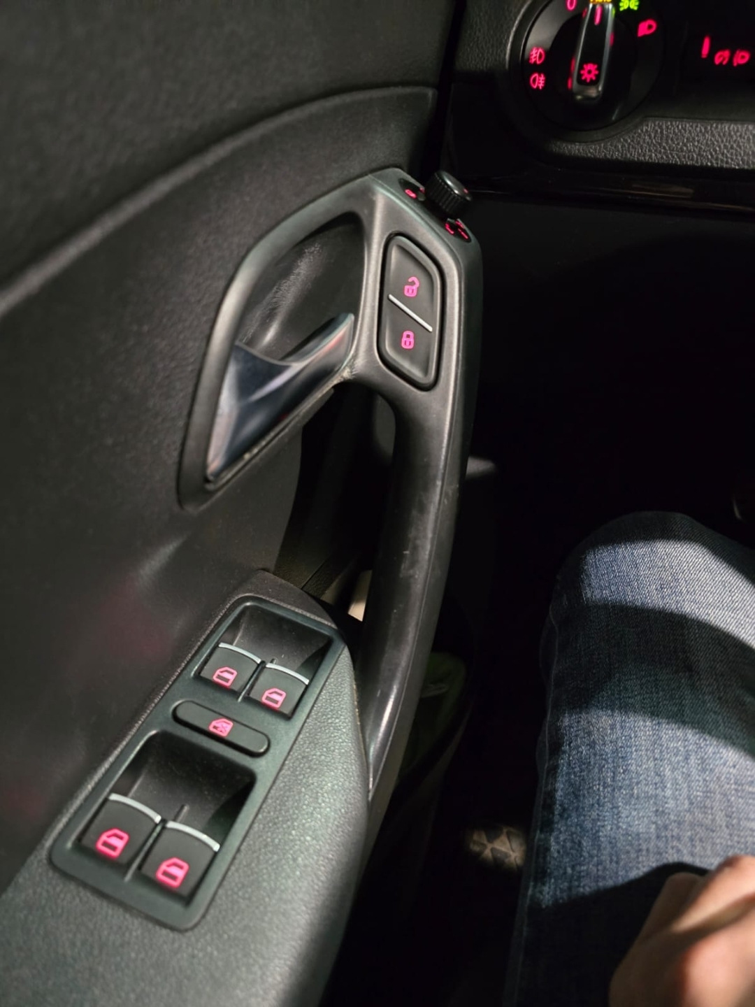 Замена кнопки центрального замка от поло 6с — Volkswagen Polo Sedan, 1 ...