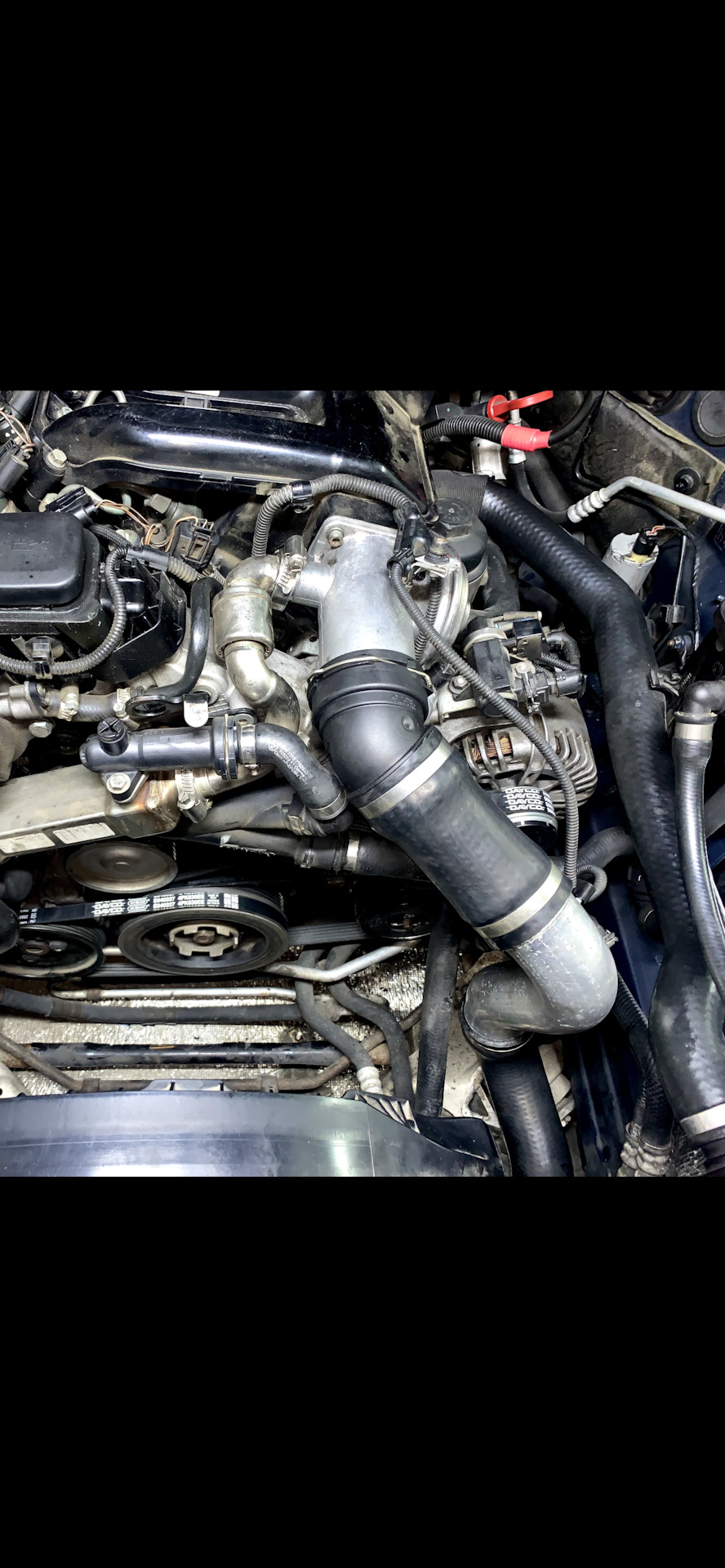 Замена патрубка интеркулера M47TU2D20 — BMW 3 series (E90), 2 л, 2005 ...