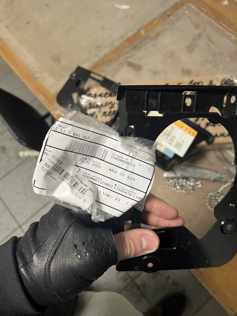 51117891397 Крепление BMW | Запчасти на DRIVE2