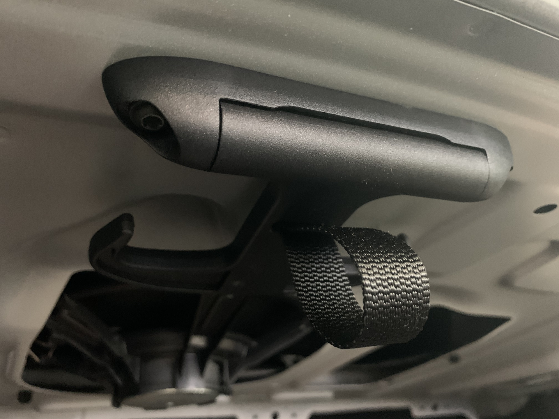 Недостающие детали — Audi A4 (B9), 2 л, 2018 года | аксессуары | DRIVE2