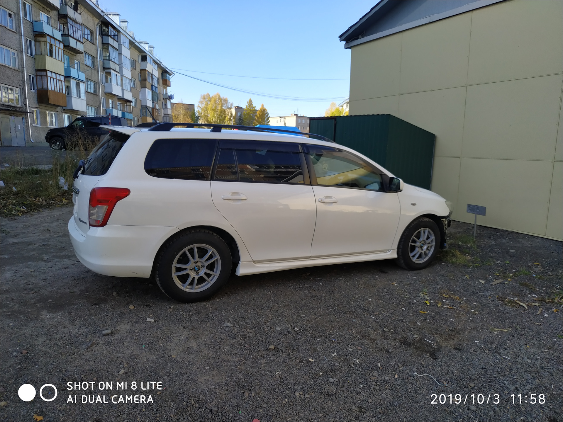 Рейлинги на месте — Toyota Corolla Fielder (E140), 1,5 л, 2008 года ...