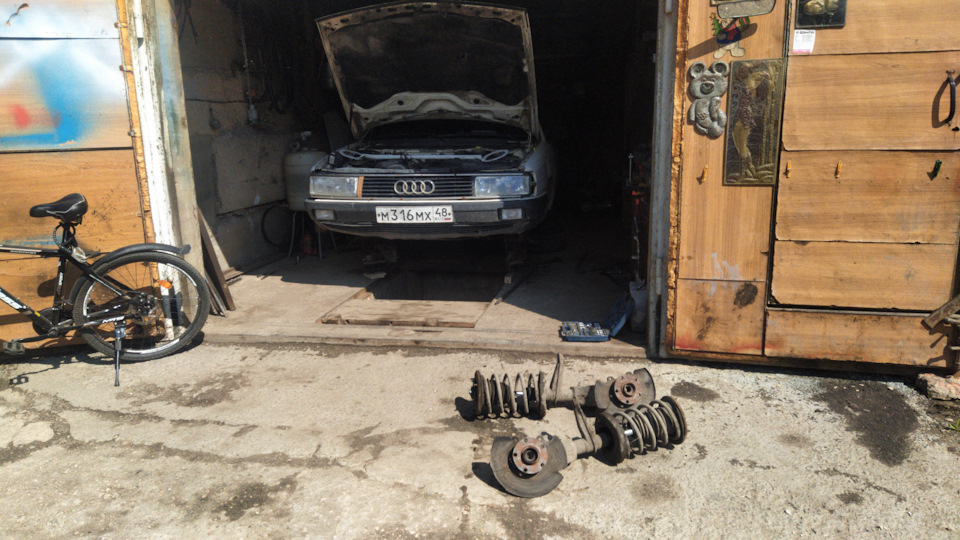 Передняя подвеска. — Audi 100 Avant (C3), 2,3 л, 1990 года | своими ...