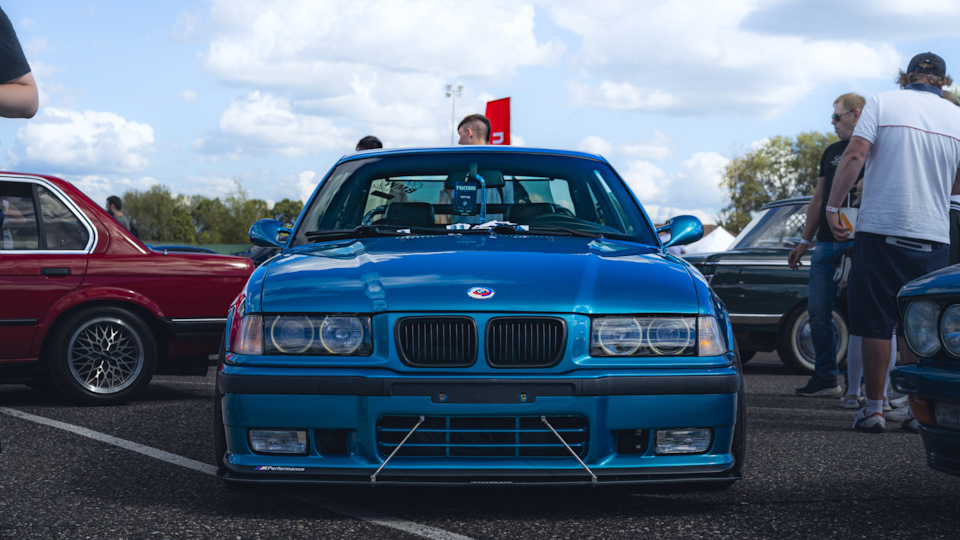 №111 Новый цвет Snapper rocks blue metallic — BMW 3 series Coupe (E36 ...